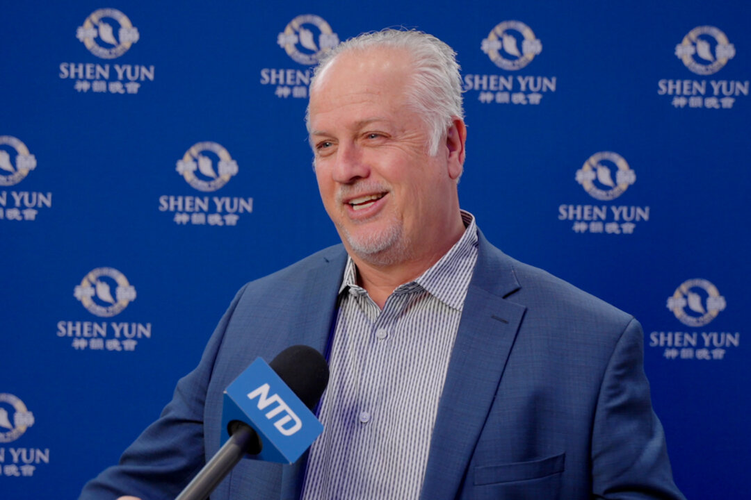 Shen Yun ‘Gives Me Hope, Gives Me My Spirit,’ Says City Councilor | The Epoch Times