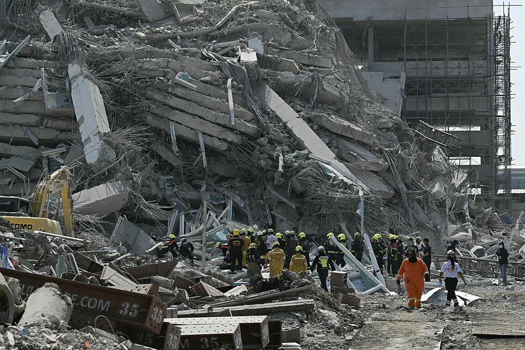 View of Collapsed Building in Bangkok After Major Quake | EpochTV