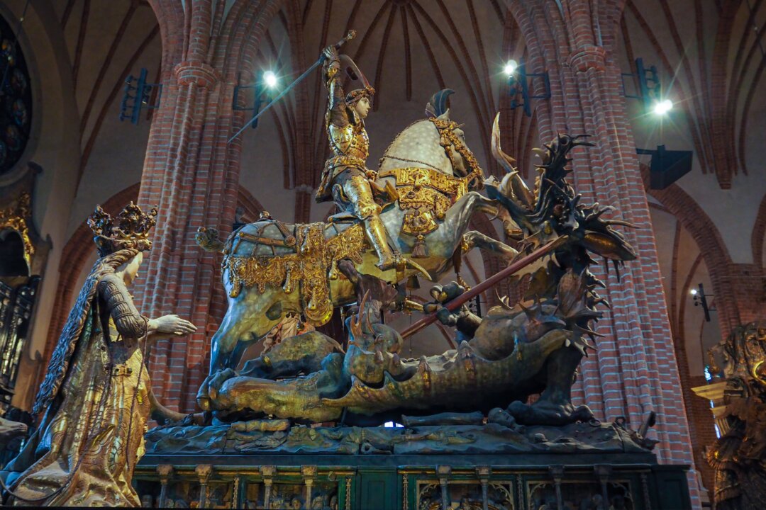 A Triumph in Wood: Sweden’s ‘St. George and the Dragon’ | The Epoch Times