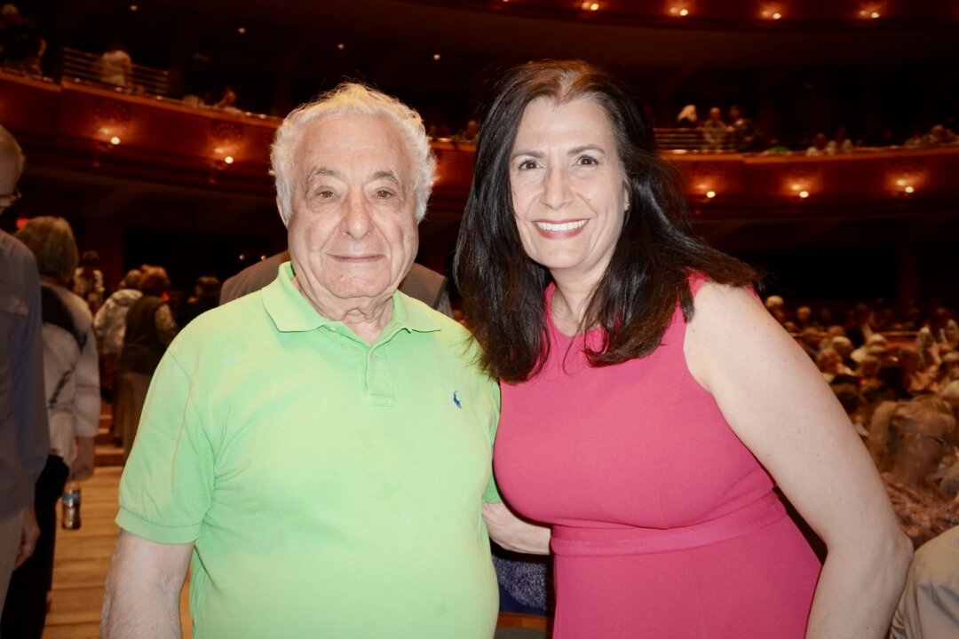 Shen Yun Shares ‘A Beautiful Message,’ Says Company President | The ...