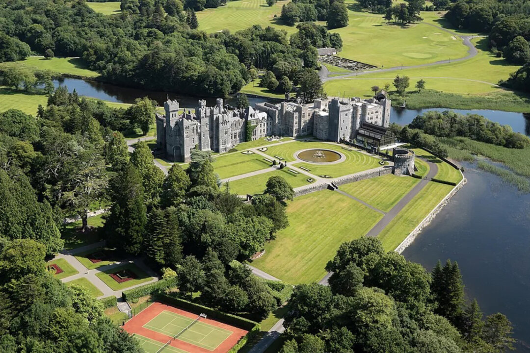 Sleeping Like Royalty: Castle Stays Are Growing in Popularity | The ...