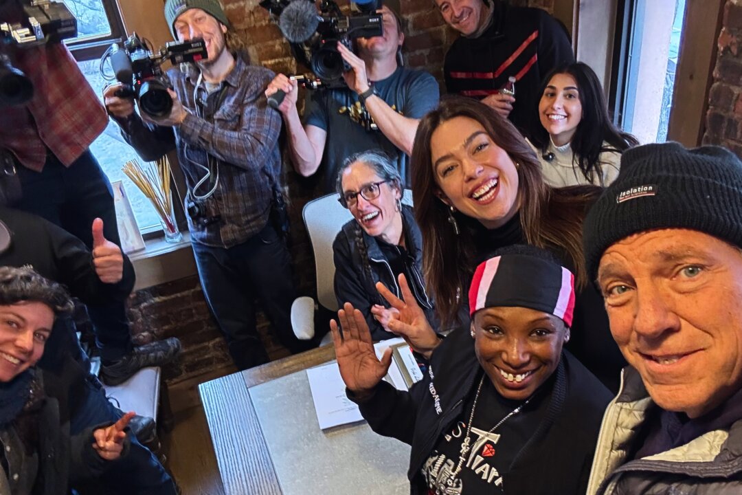 Mike Rowe: Renaissance Man and Jack of Many Trades | The Epoch Times