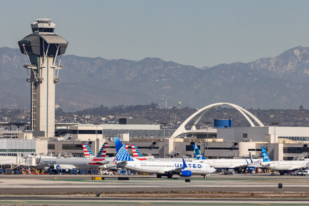 LAX Terminal 5 Shuts Down Ahead of Demolition | The Epoch Times