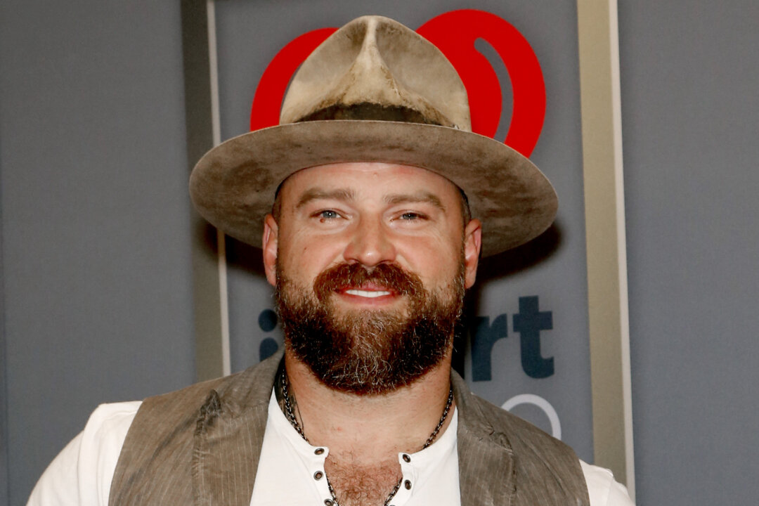 Country Singer Zac Brown to Receive Veterans Voice Award at 2025 AMAs ...