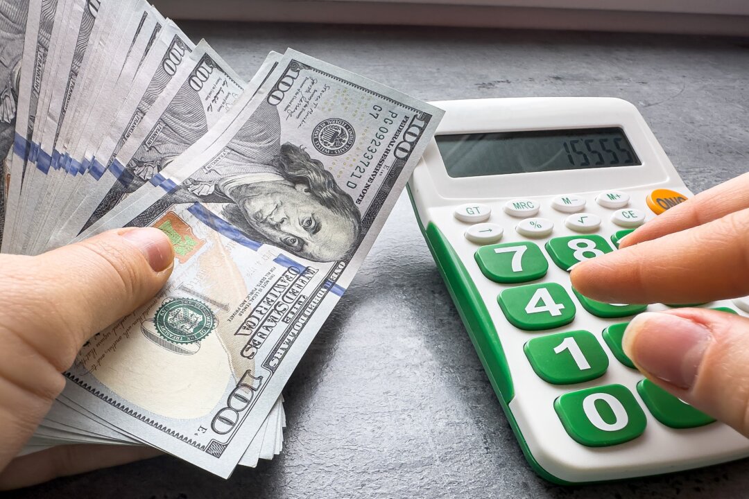 Tax Deductions You Can Take Without Itemizing | The Epoch Times