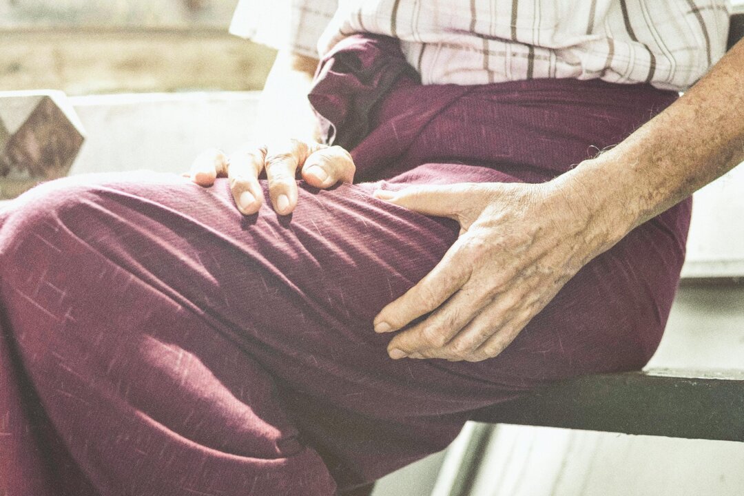 Australian National Review - Relieve Sciatica Pain With 1 Simple TCM ...