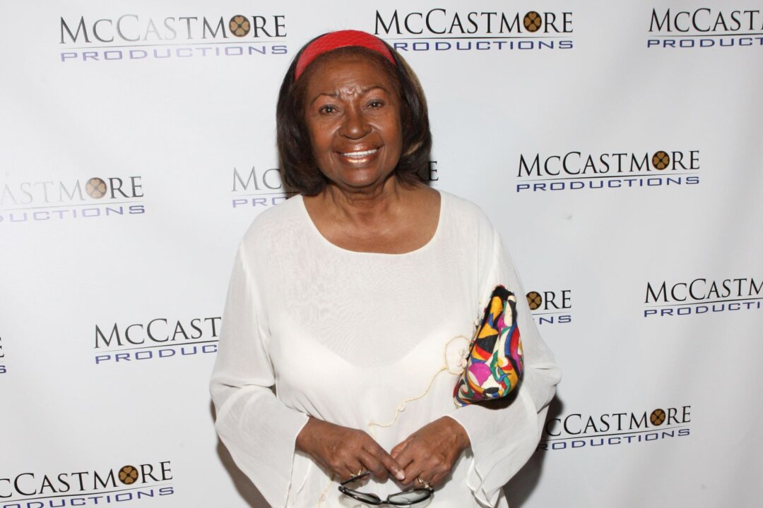 Lynn Hamilton, Actress Known for ‘The Waltons’ and ‘Sanford and Son ...