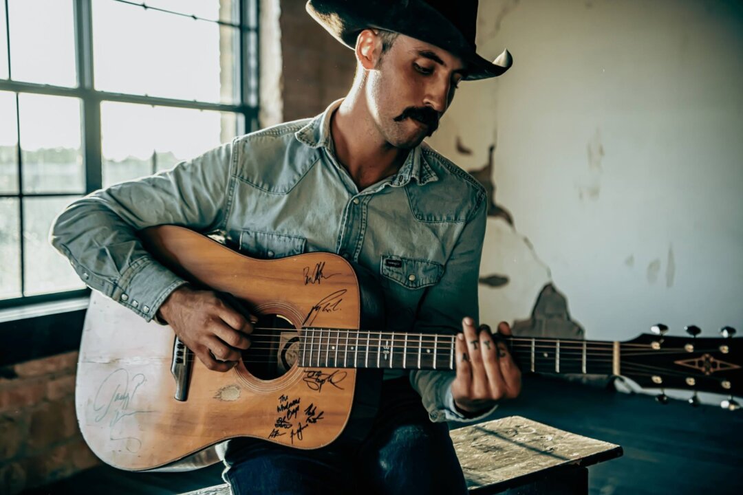 Matt Daniel: A Rising Voice in Country Music | The Epoch Times