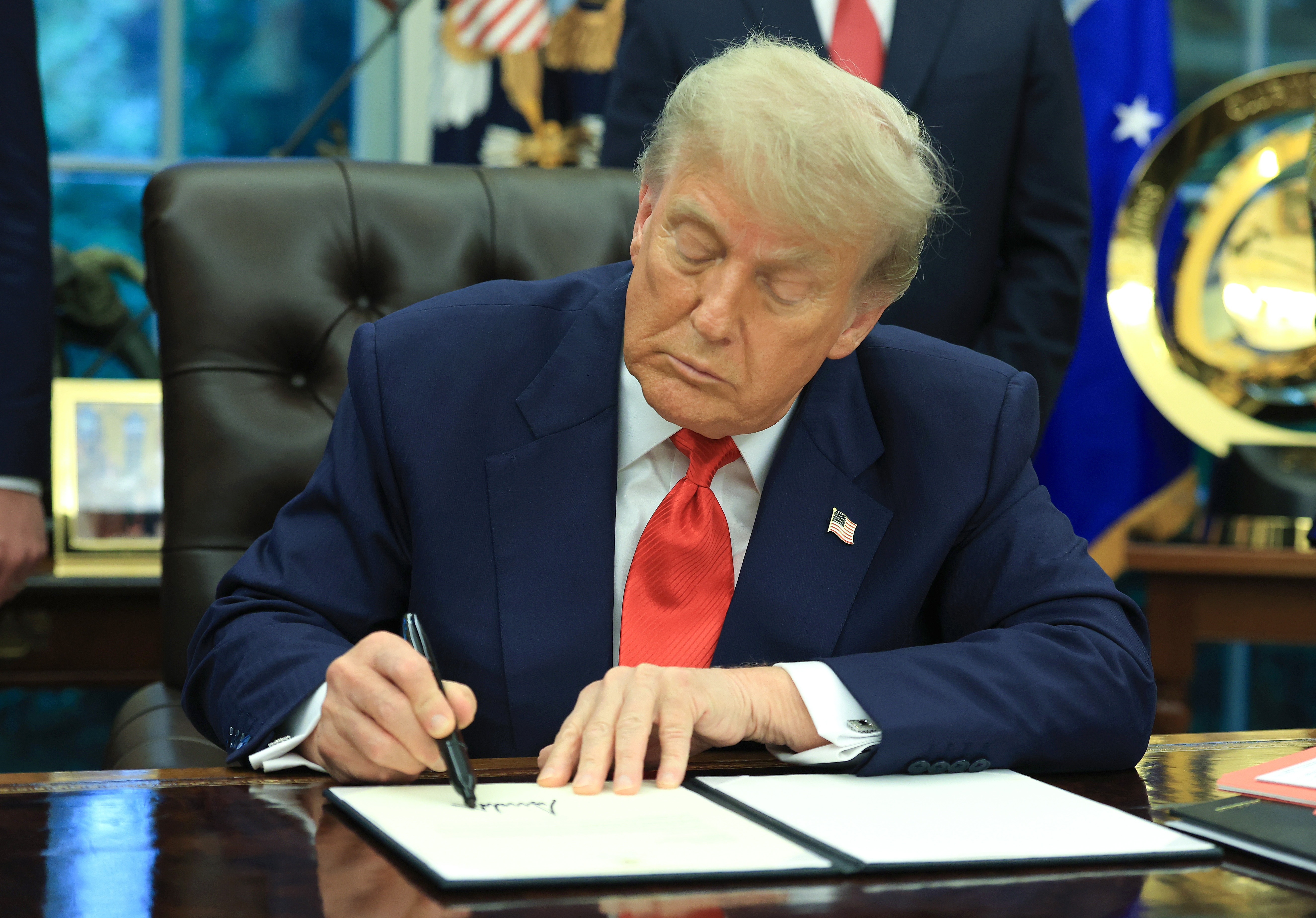 Trump Hosts Signing Ceremony for Peace Agreement Between Armenia and ...