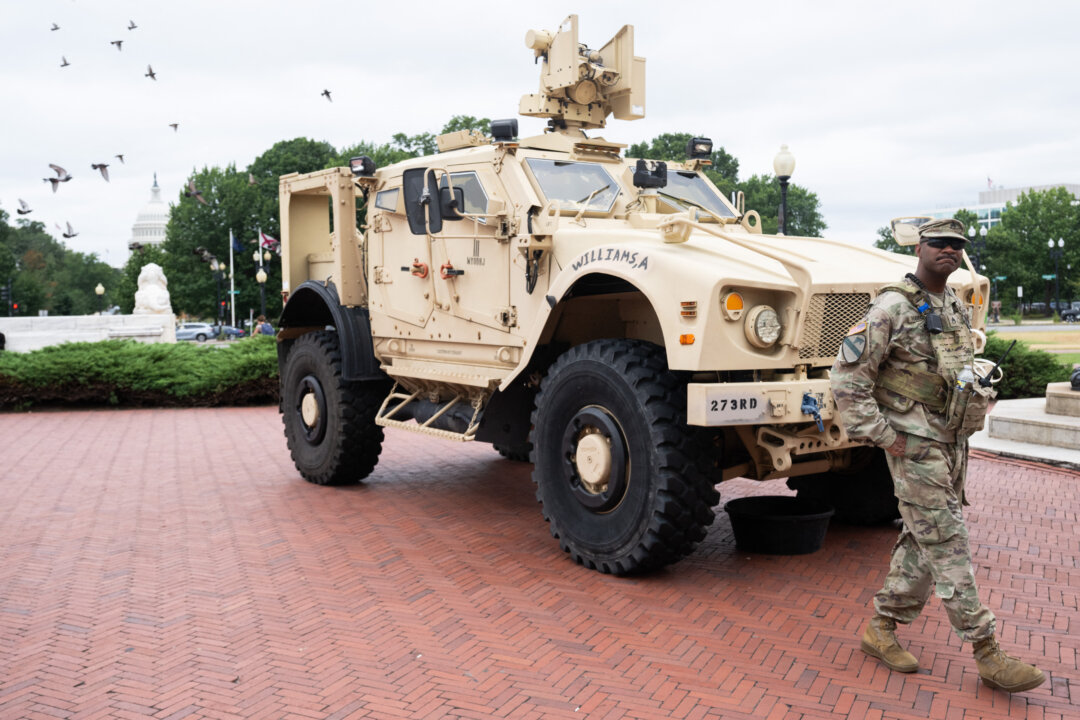 National Guard Vehicle Collides With Civilian Car Near US Capitol ...