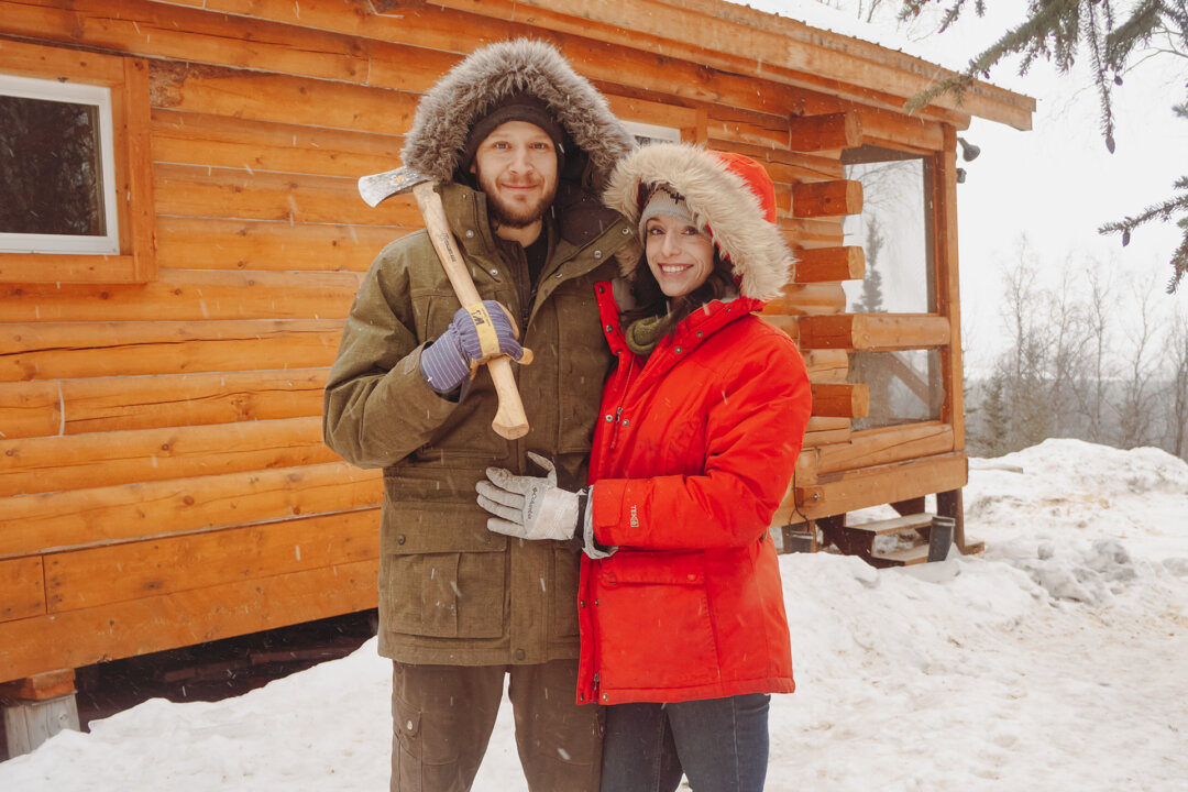 Holdfast Alaska: The Family That Chose to Homestead in the Alaskan ...