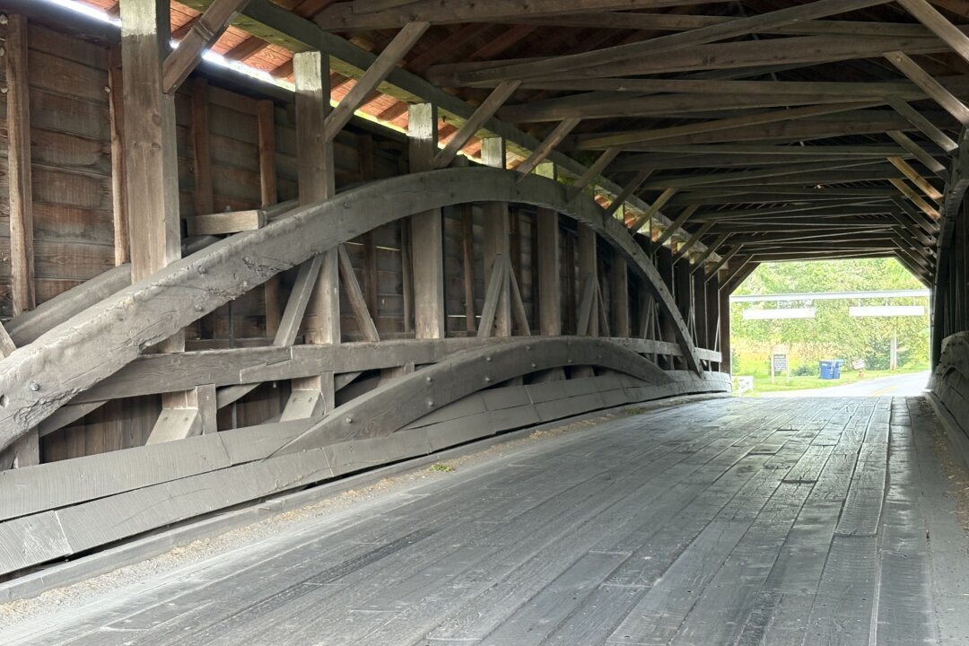 Pleasantville Covered Bridge in Pennsylvania: Unique for Two Reasons ...
