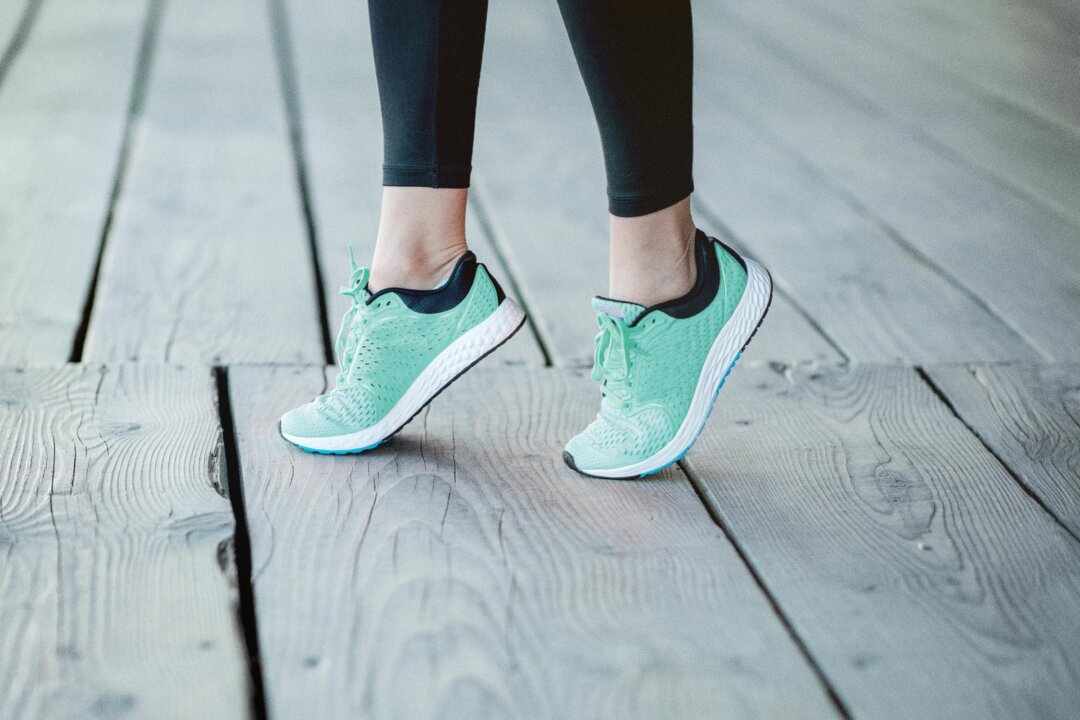Heel-Drop Exercise: A Simple Move to Strengthen Bones and Prevent ...