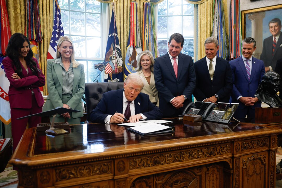 The Trump Administration’s Accomplishments in 2025 | The Epoch Times