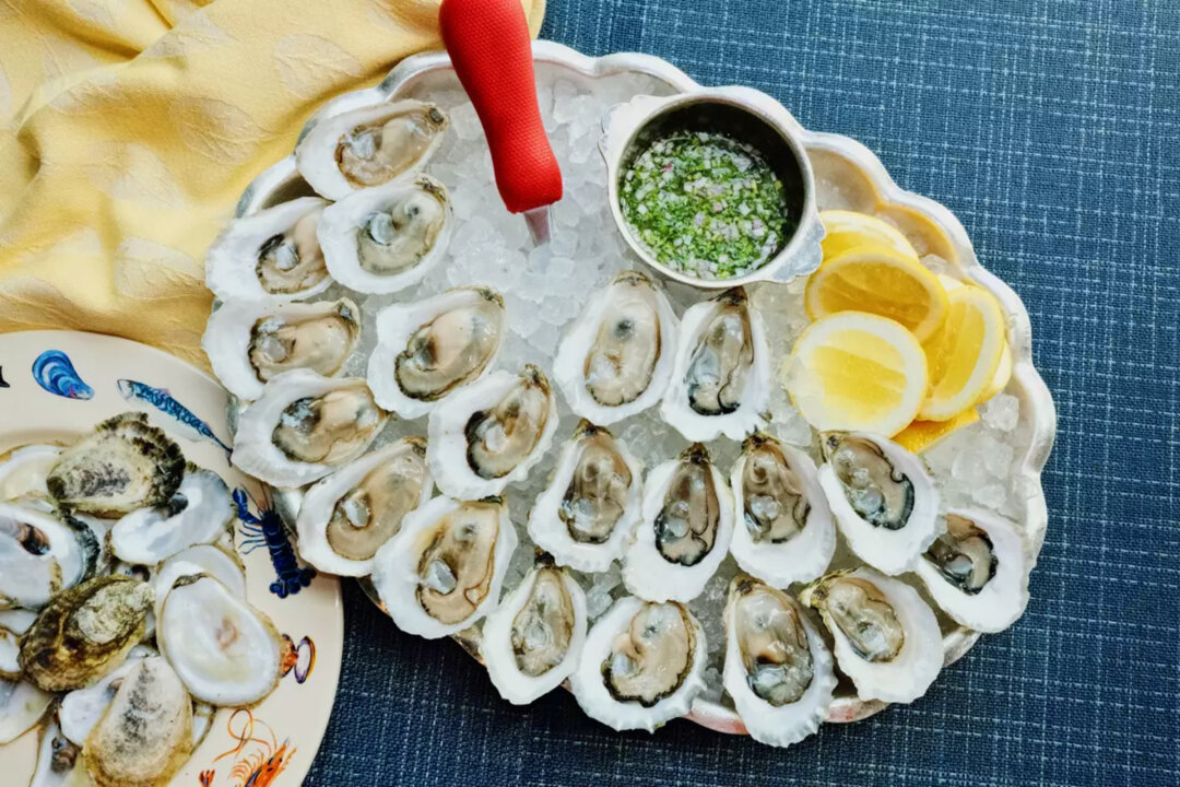 Shucking Oysters Is a Life Skill. Here’s How to Shuck Like a Pro | The ...