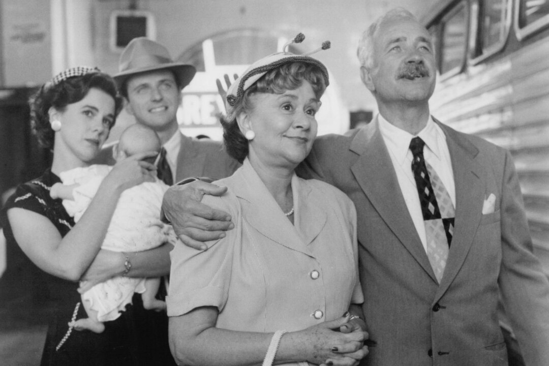 ‘Avalon’: On Childhood, Youth, and Aging | The Epoch Times