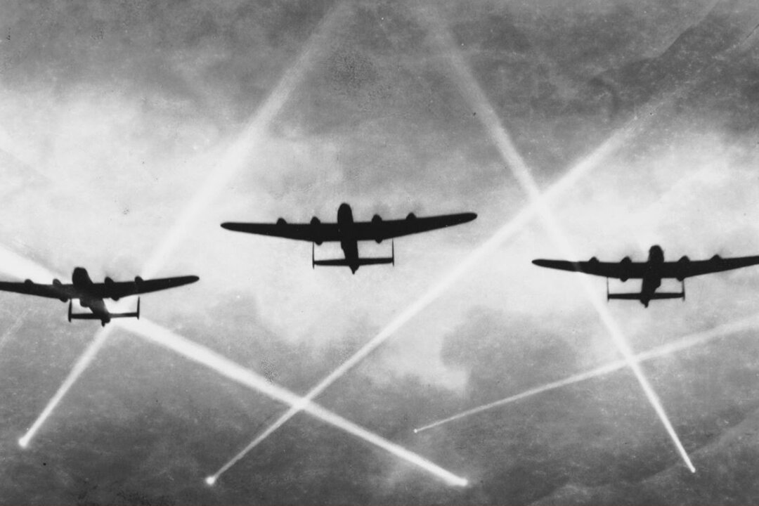 ‘The Dam Busters’: The Bouncing Bomb | The Epoch Times