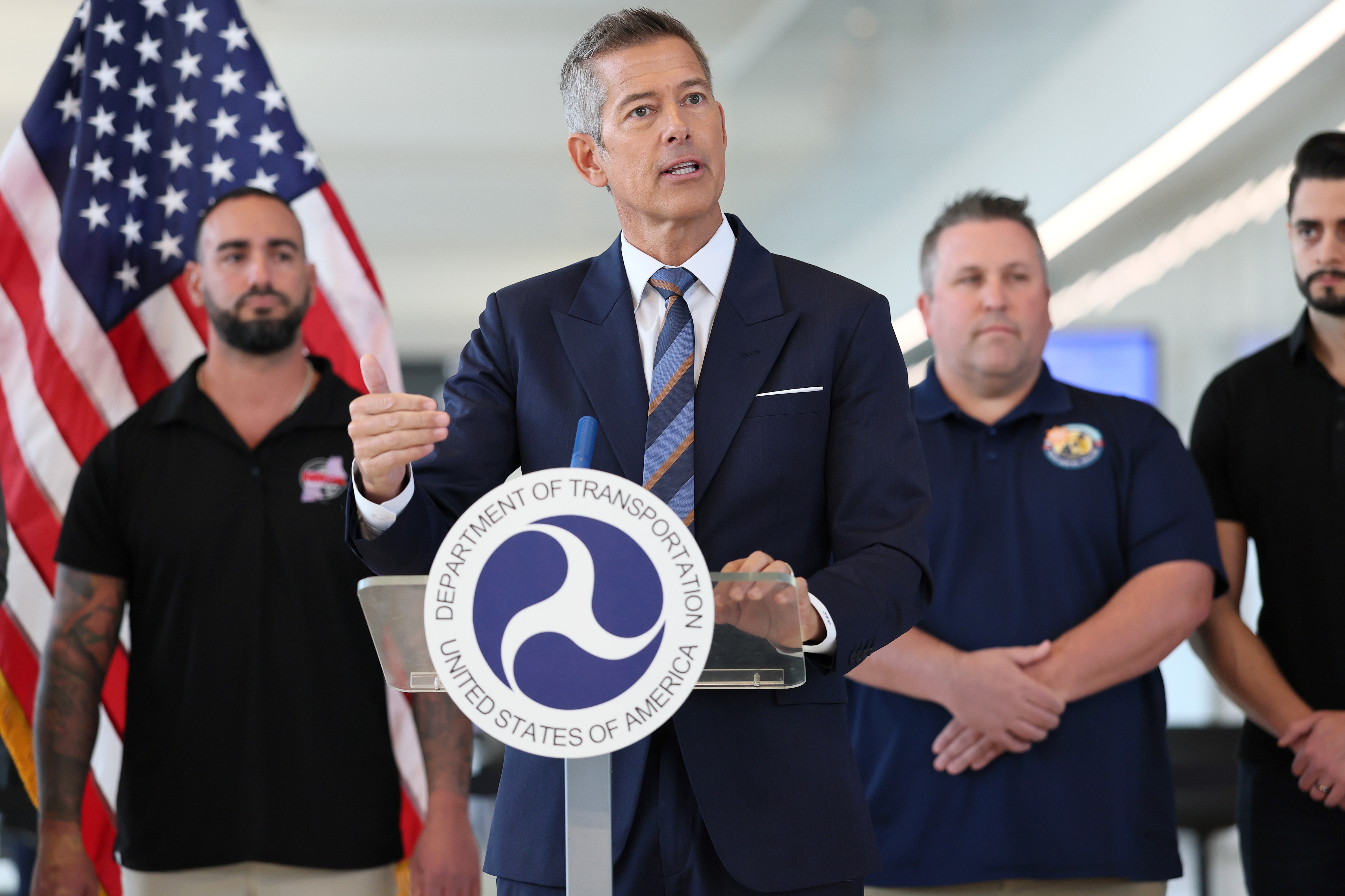 Transportation Secretary Holds Press Conference at O’Hare International ...