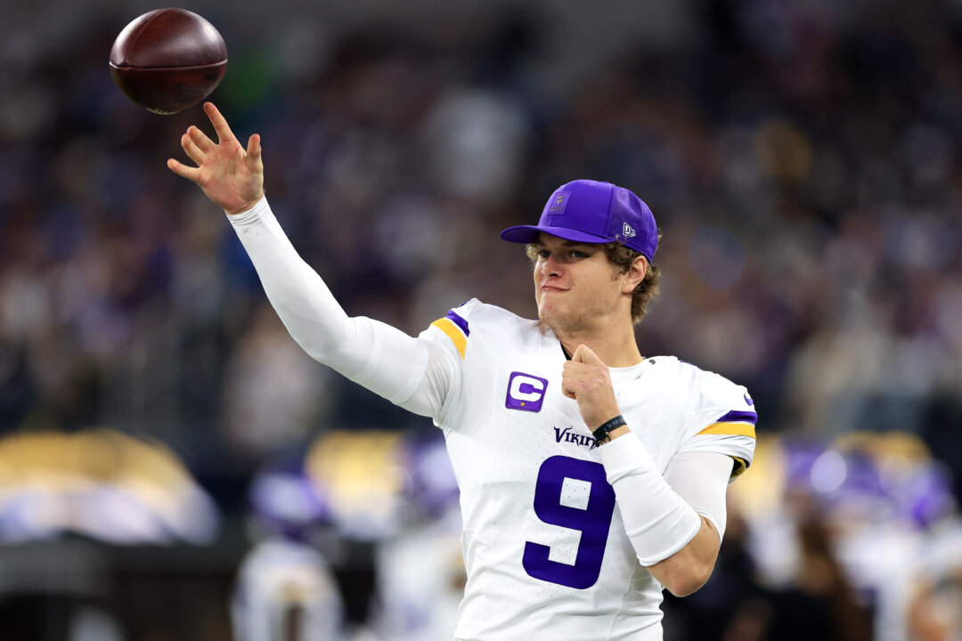 Vikings Get a Hard Look at Reality in Seattle | The Epoch Times