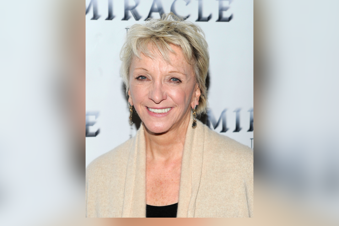 Elizabeth Franz, Tony-Winning ‘Death of a Salesman’ Actress, Dies at 84 ...