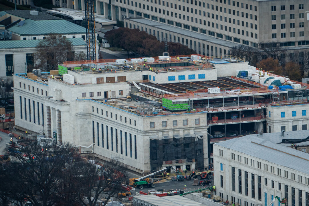 Fed Issues New Guidance For Bank Oversight | The Epoch Times