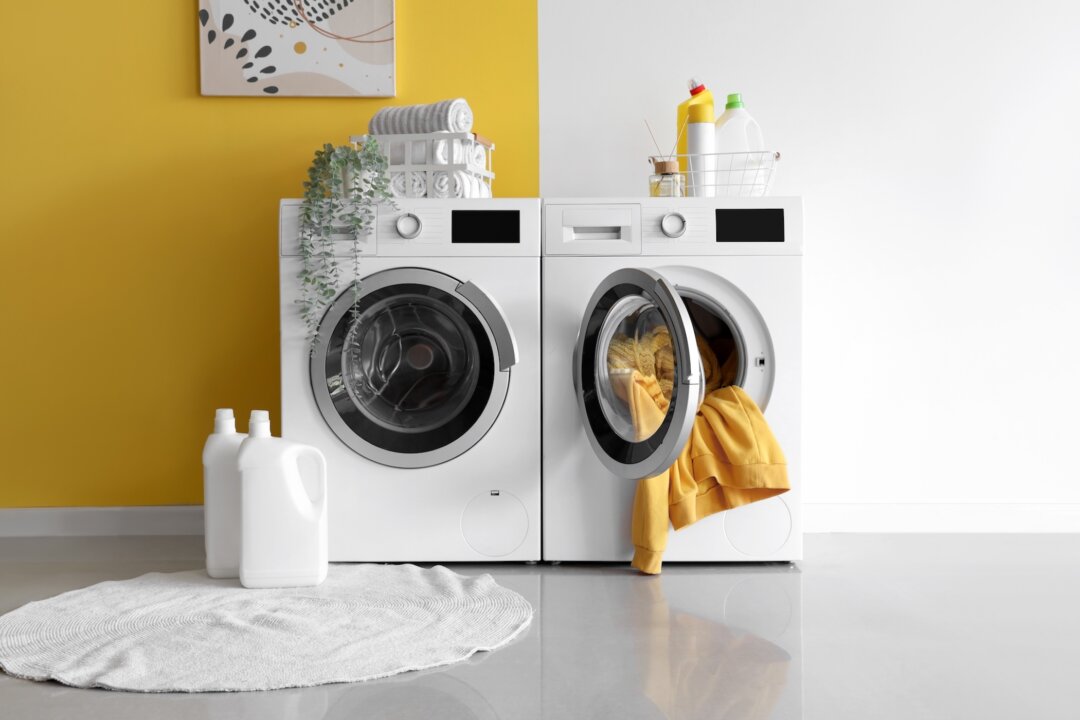 Simple Solutions for 3 Common Laundry Problems | The Epoch Times