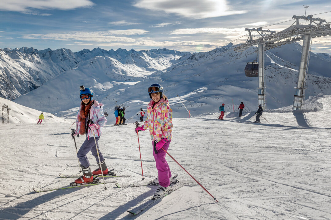 International Ski Trips: The Alps, Japan and Beyond | The Epoch Times