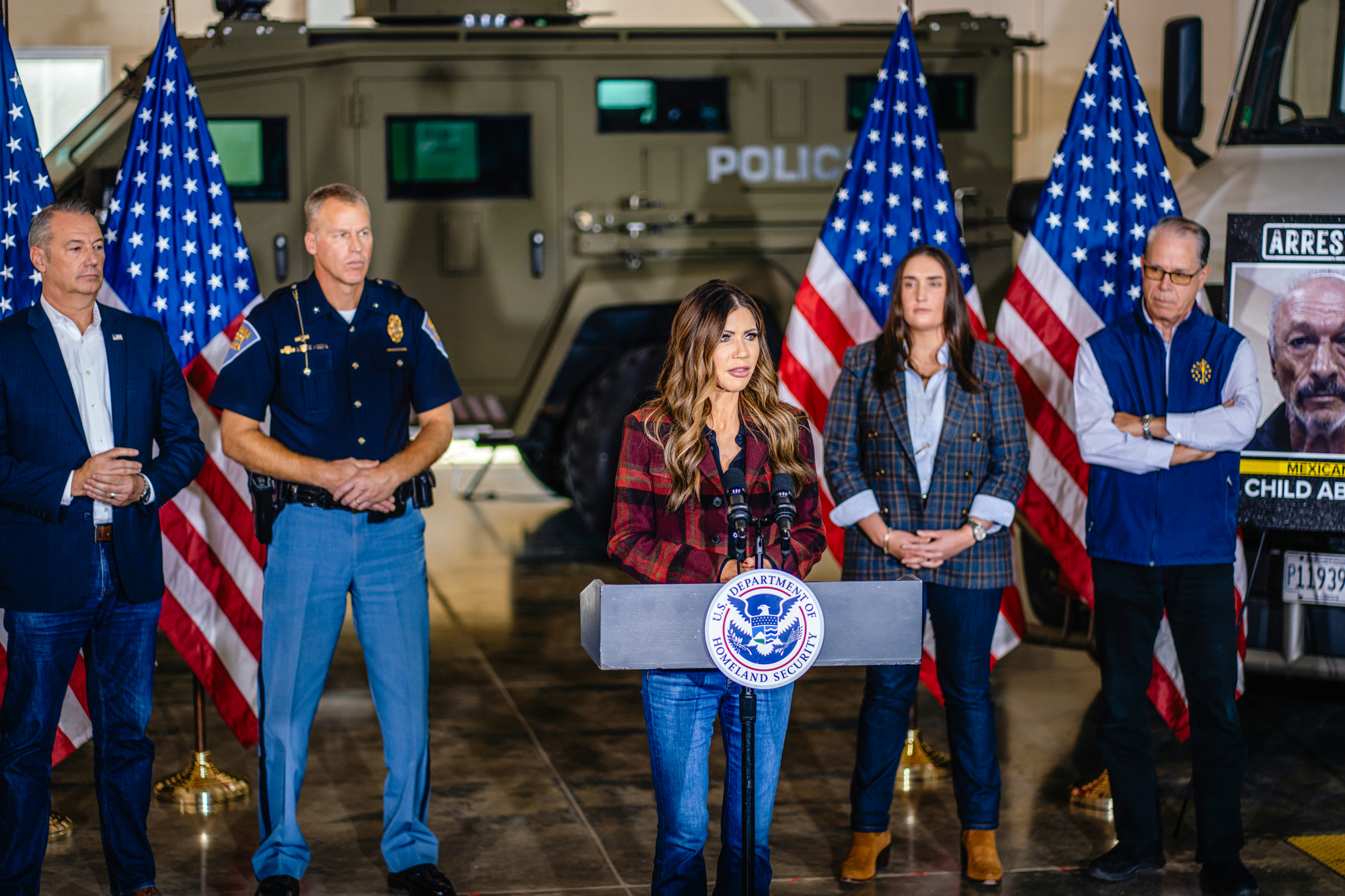 Homeland Security Secretary Holds Press Conference in Minneapolis | EpochTV