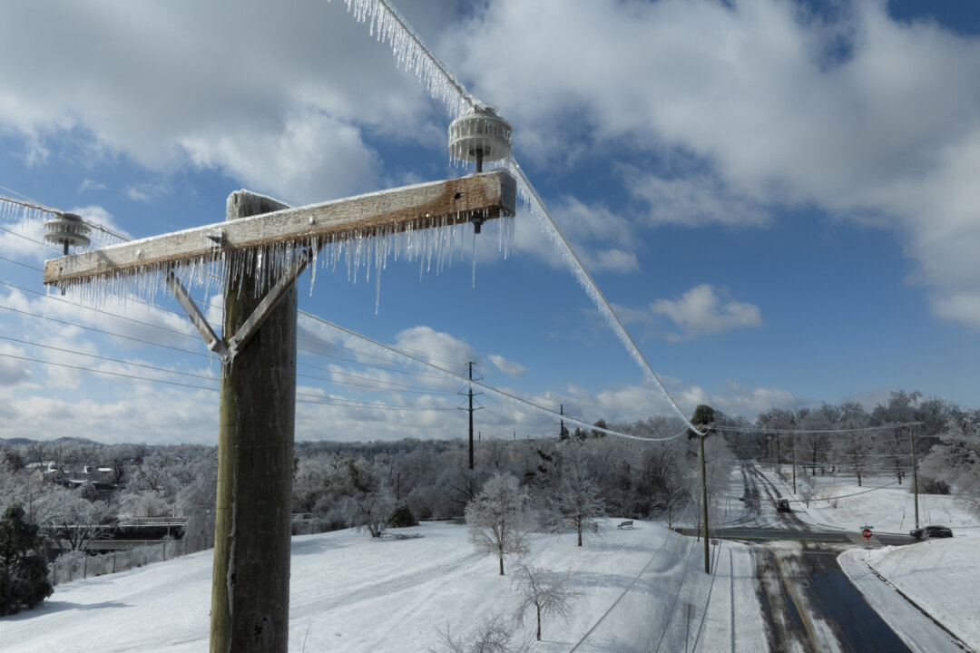 Over 185,000 Americans in the South Remain Without Power After Ice ...