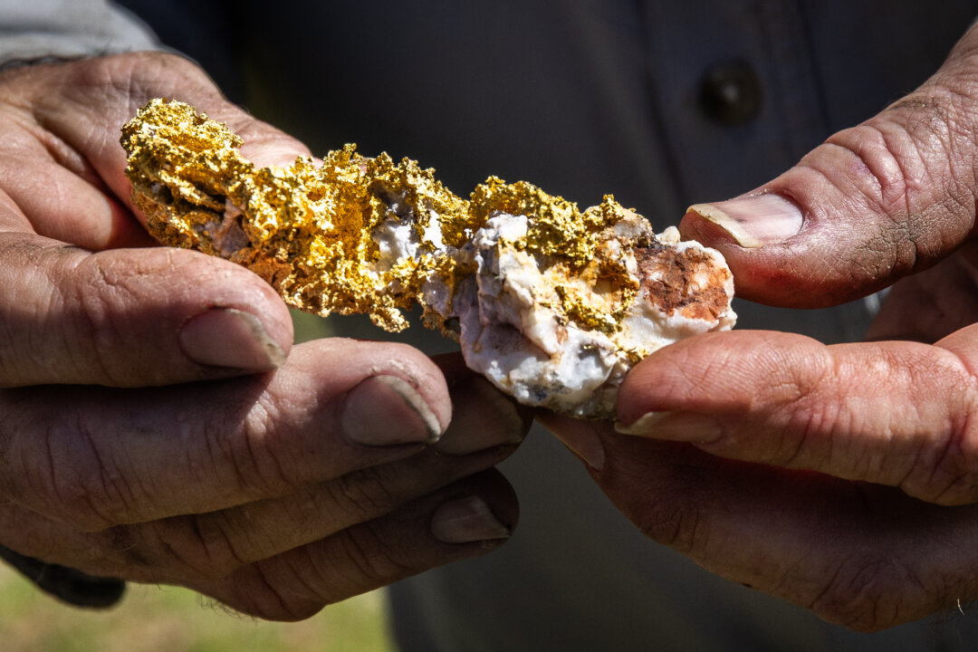 Record Gold Prices Spark Modern-Day Gold Rush in California | The Epoch ...