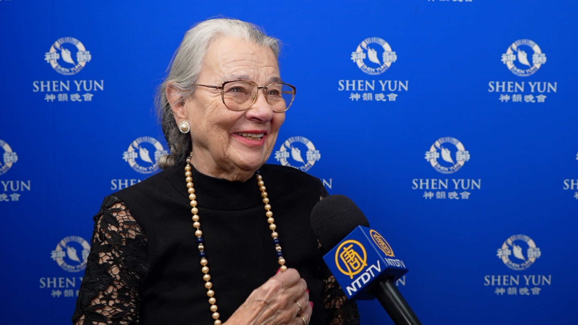 Former Ballet Dancer Says Shen Yun Is ‘Food for the Soul’ | EpochTV