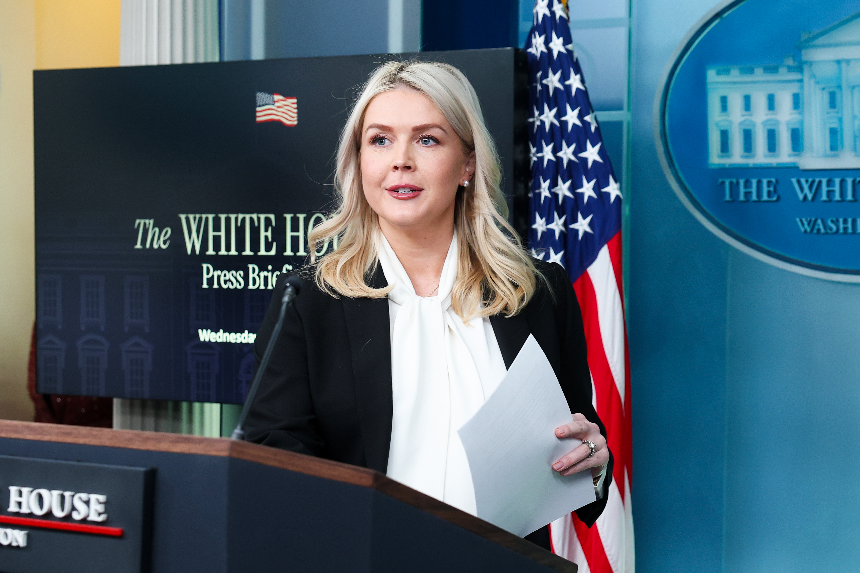 White House Holds Press Briefing (March 10) | EpochTV