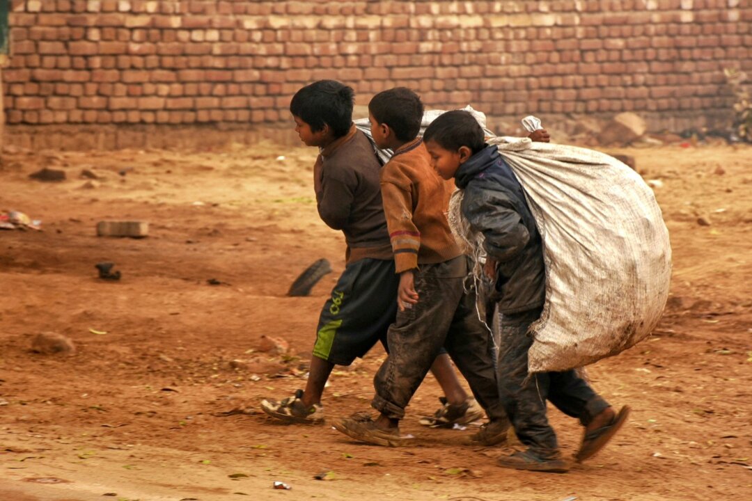 The ‘Debate’ Over Global Poverty Continues | The Epoch Times